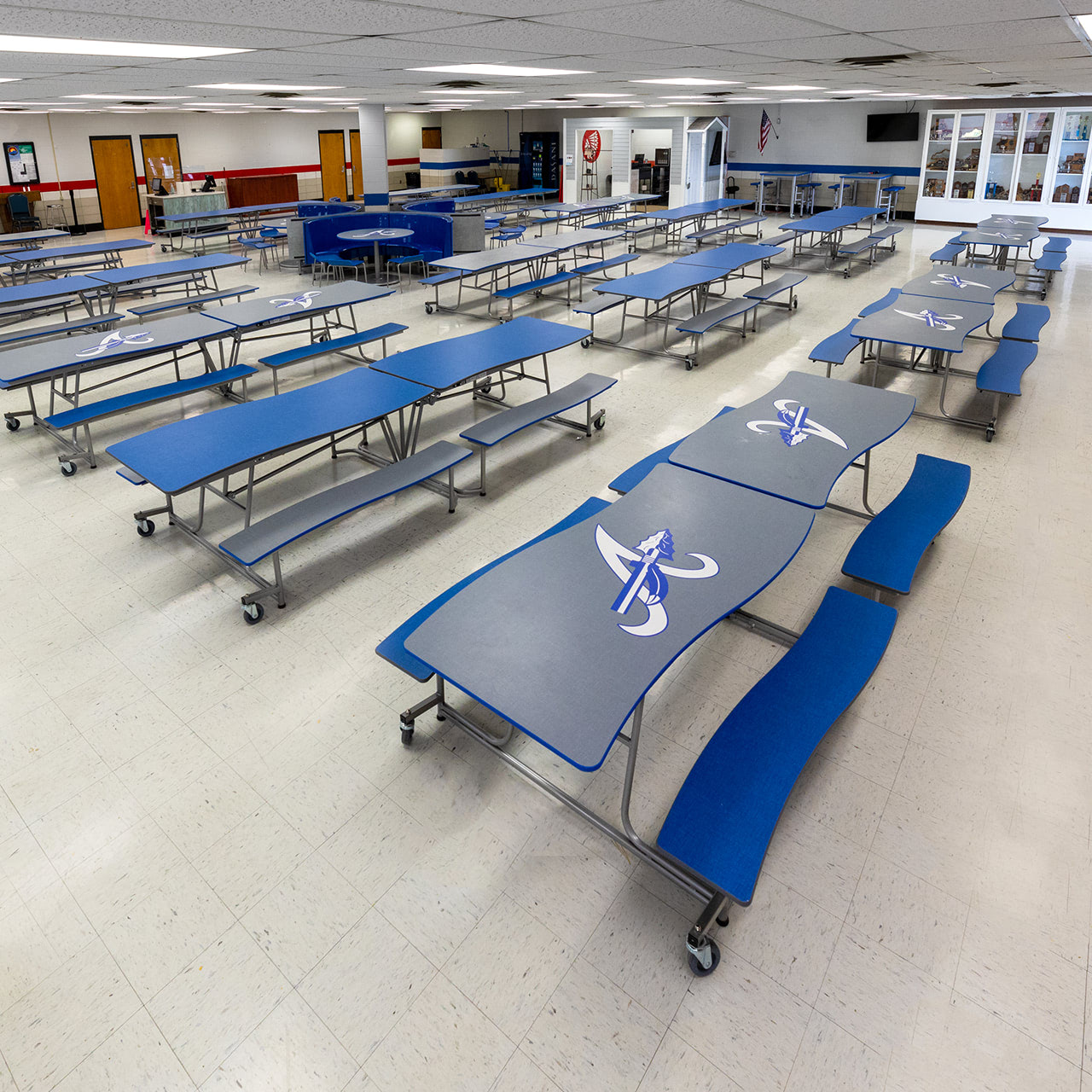 Mobile Bench Tables - Ocean Waves | AmTab | Modern Popular Fun