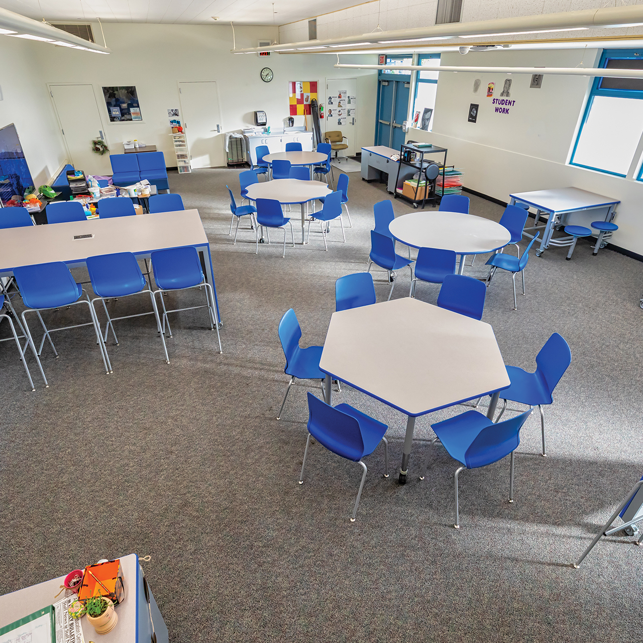 Active Collaborative Learning Table - Hexagon | AmTab | Modern Popular Fun